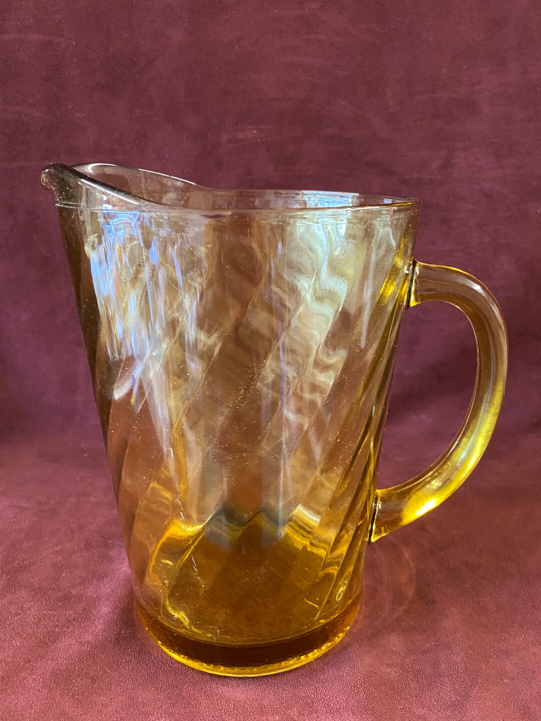 Vintage Depression Glass Swirl Pattern Amber Pitcher 8 - Etsy