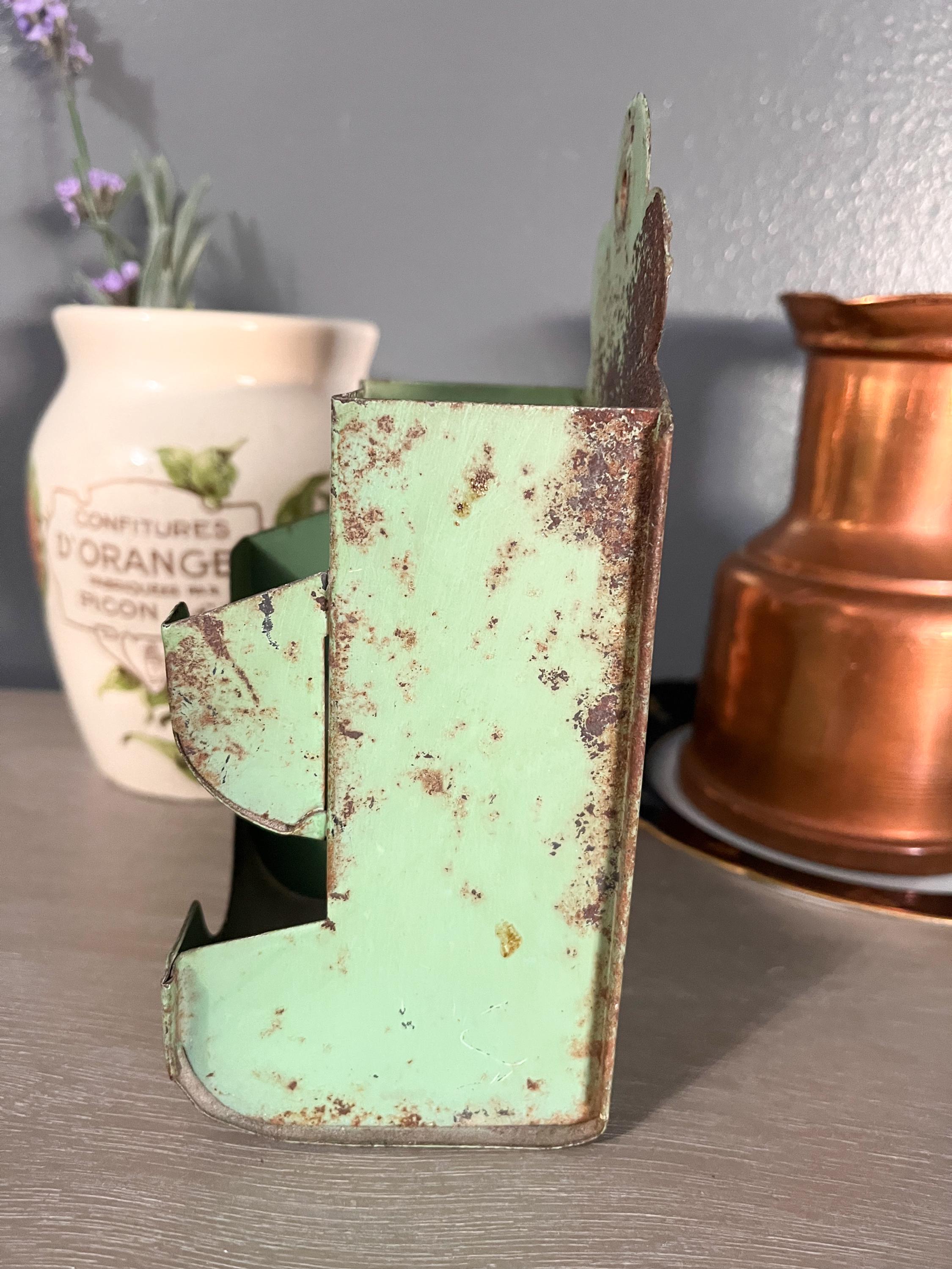 Vintage Green Metal Box Holder, Matchstick Holder, Farmhouse Kitchen - Etsy