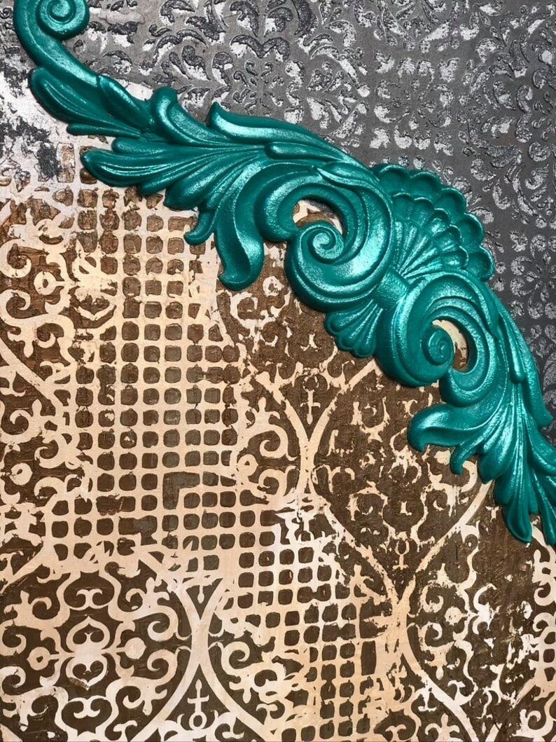 Posh Chalk Stencil Aged Wallpaper | Etsy