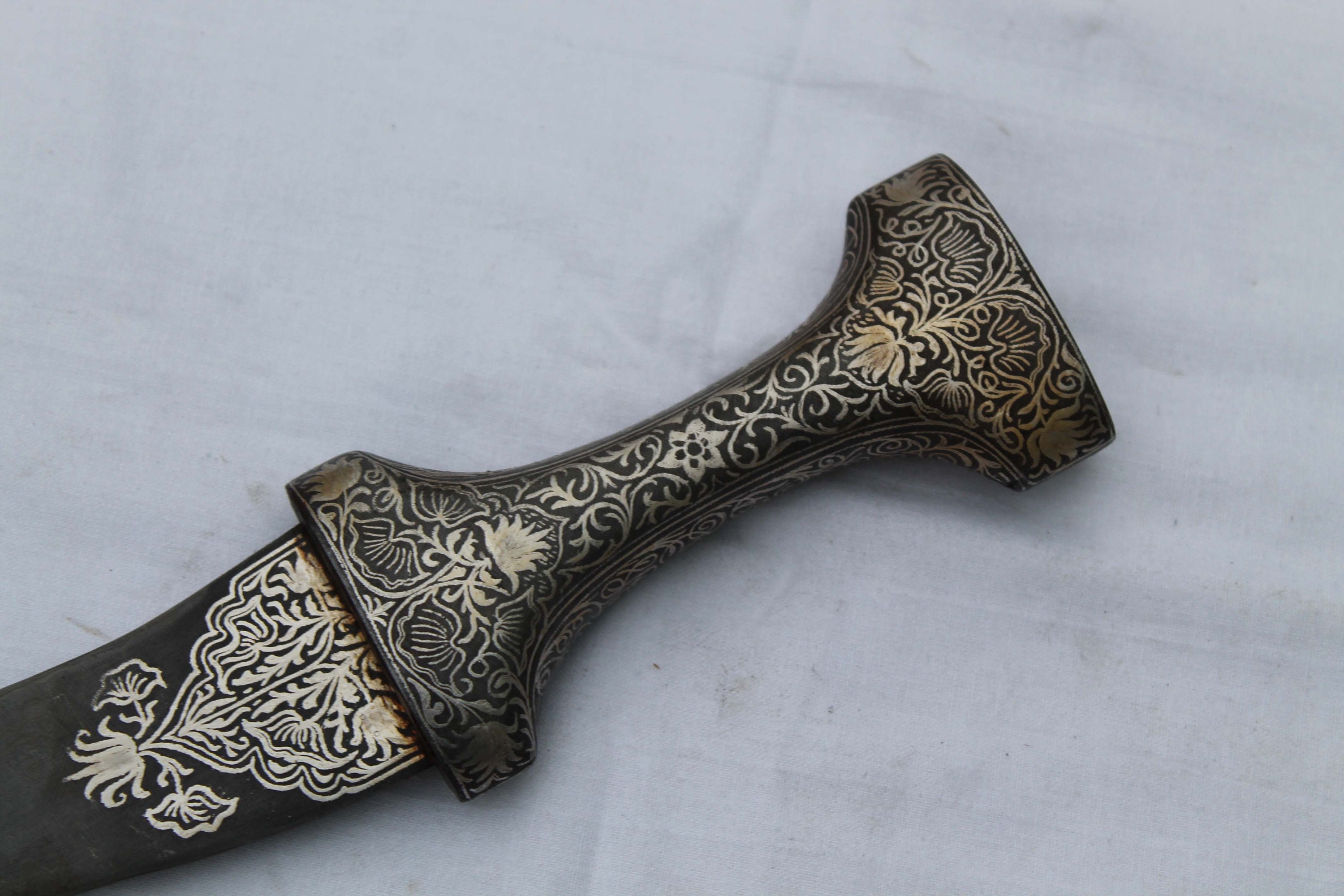 Old Vintage Mughal Indo-persian Silver Damascened Khanjar Dagger ...