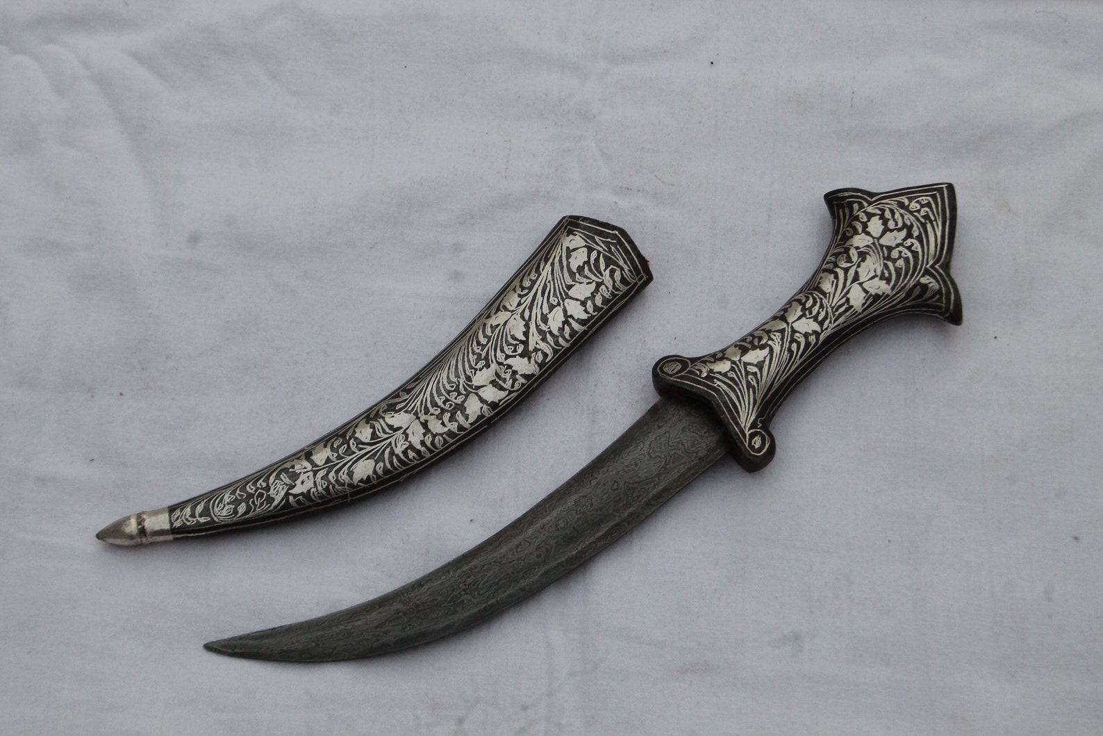 Mughal Silver Inlay Wedding Dagger Khanjar Jambiya Knife Iron - Etsy