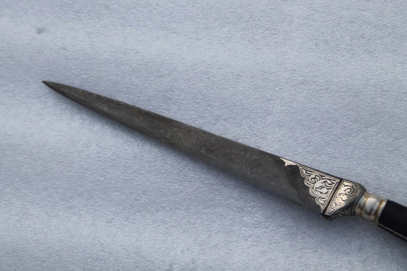 Mughal Indo-persian Sikh Kaur Kard Dagger Lion Head Handle Knife ...