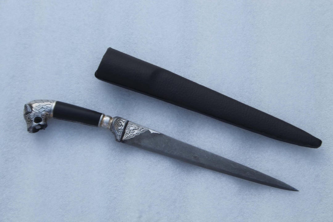 Mughal Indo-persian Sikh Kaur Kard Dagger Lion Head Handle Knife ...