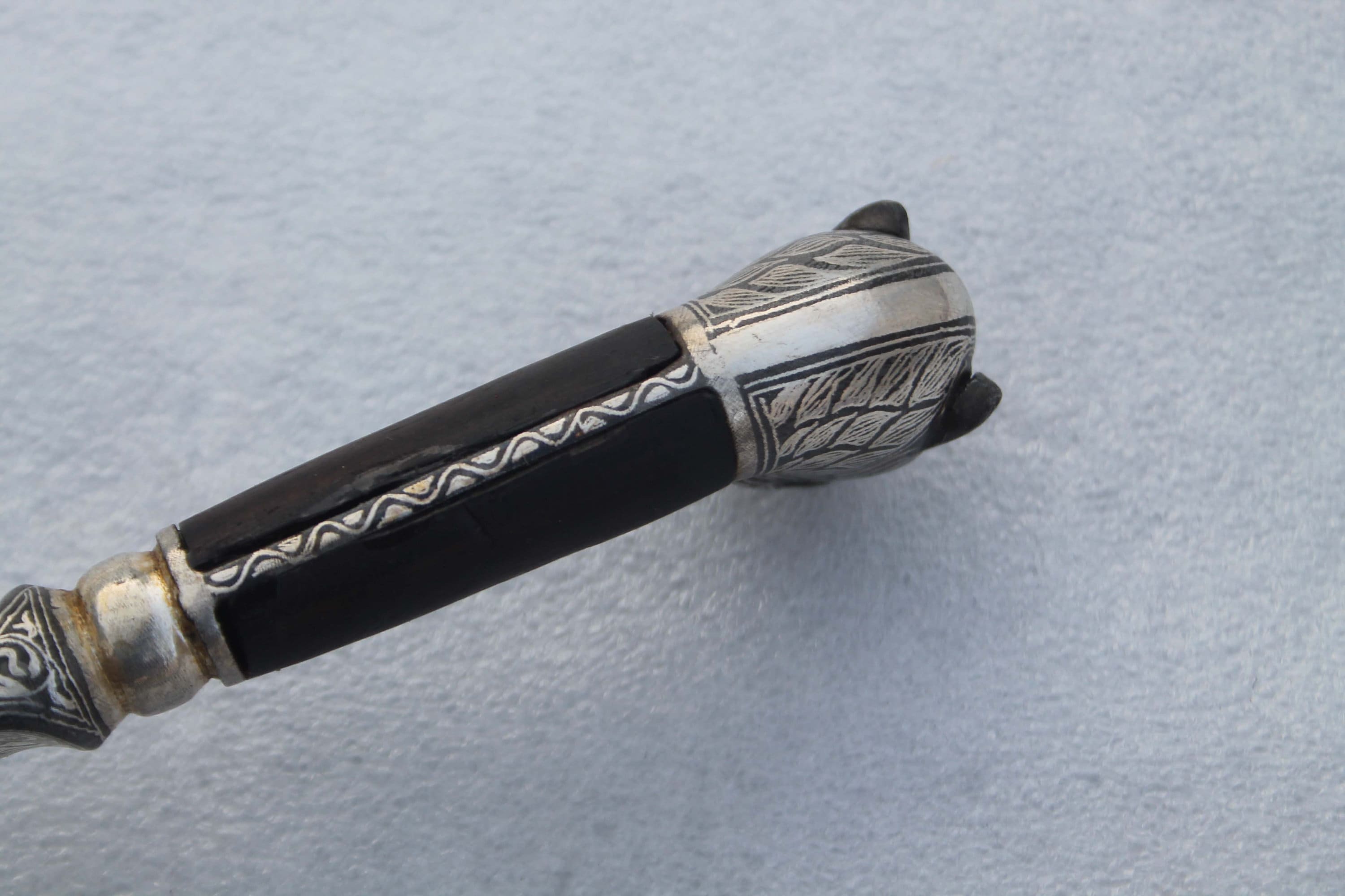 Mughal Indo-persian Sikh Kaur Kard Dagger Lion Head Handle Knife ...