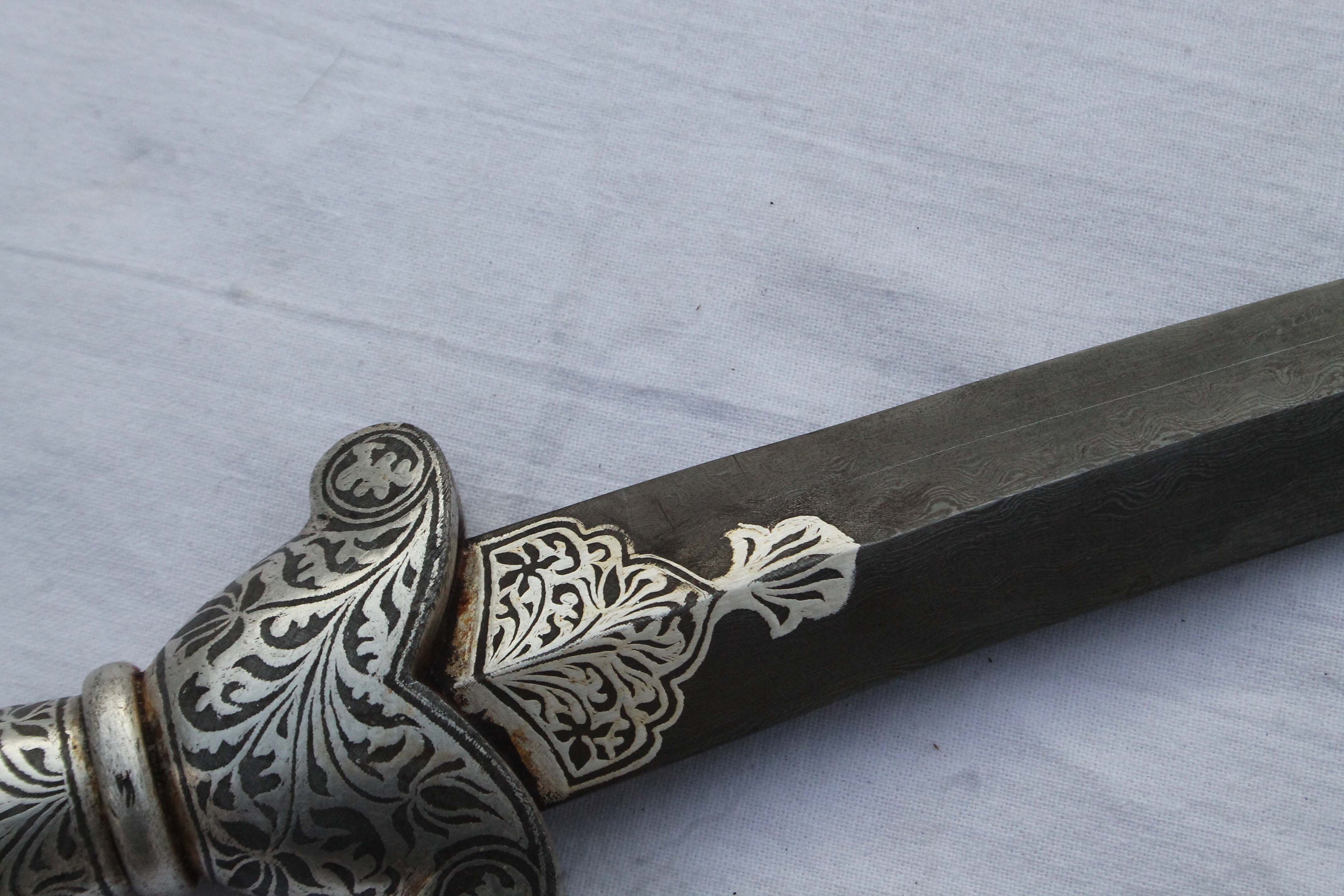 Old Vintage Mughal Indo-persian South Indian Silver Damacened Blade ...