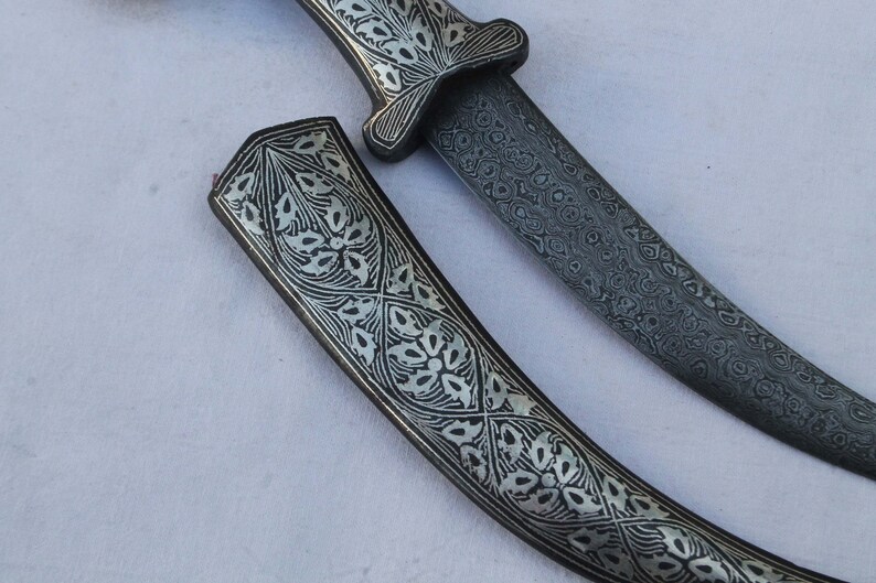 Fine Vintage Maughal Silver Inlaid Wedding Dagger Khanjar Knife Parrot ...