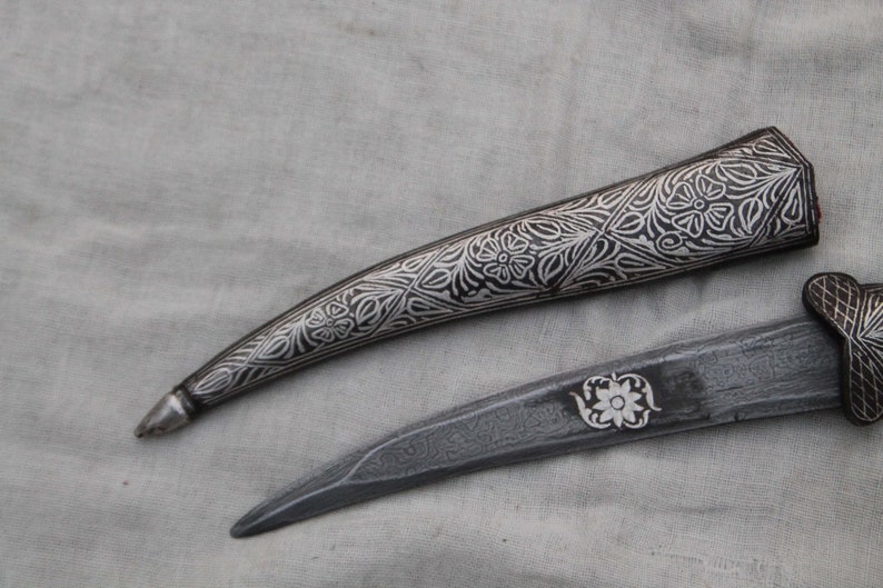 Very Fine Fine Vintage Maughal Silver Inlaid Wedding Dagger Khanjar ...