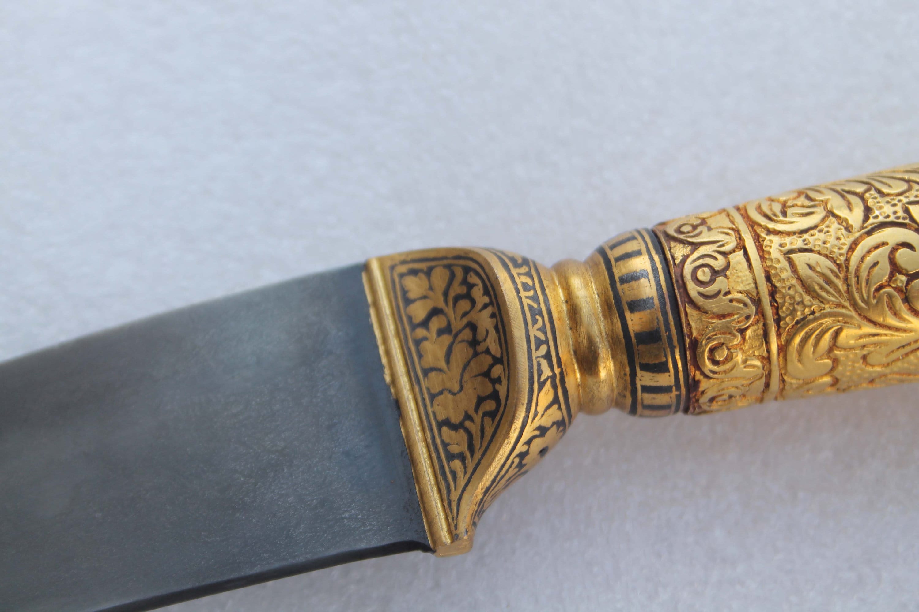 V.v Rare Old Vintage Mughal Indo-persian Gold Gilt Copper Dagger Lion ...
