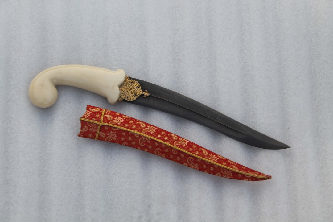 Rare Vintage Mughal Islamic Indian Jade Aventurine Parrot Grip Gold ...