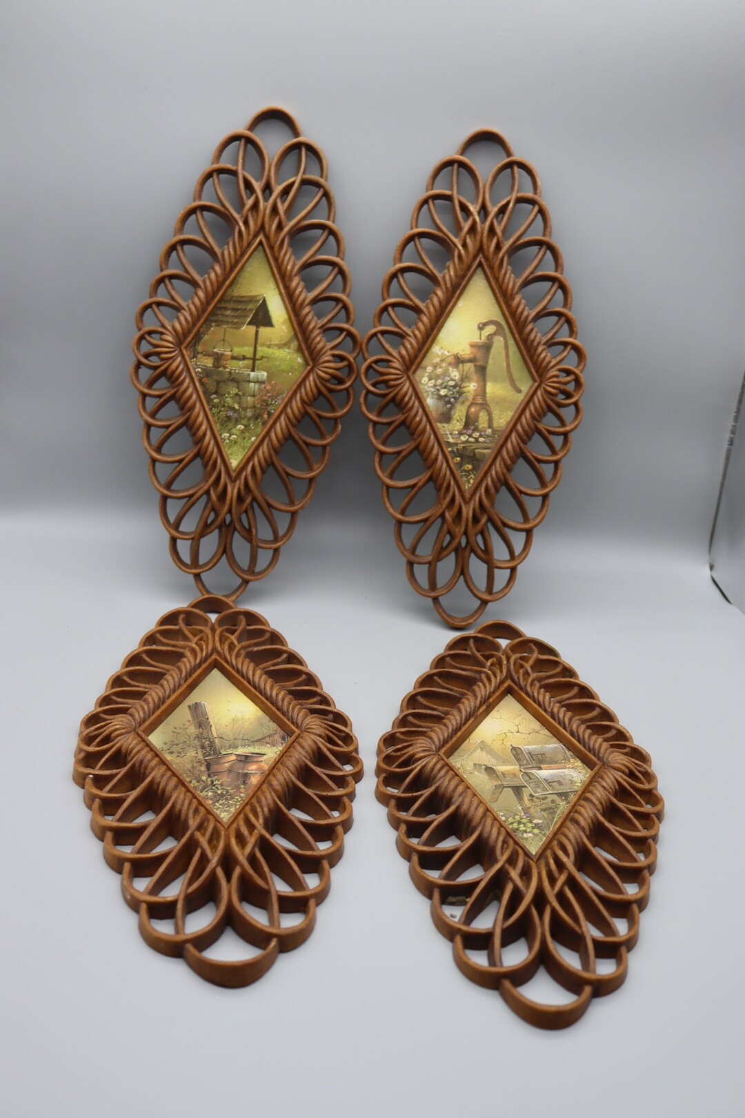 70s Plastic ratan Diamond-shaped Picture Frames - Etsy