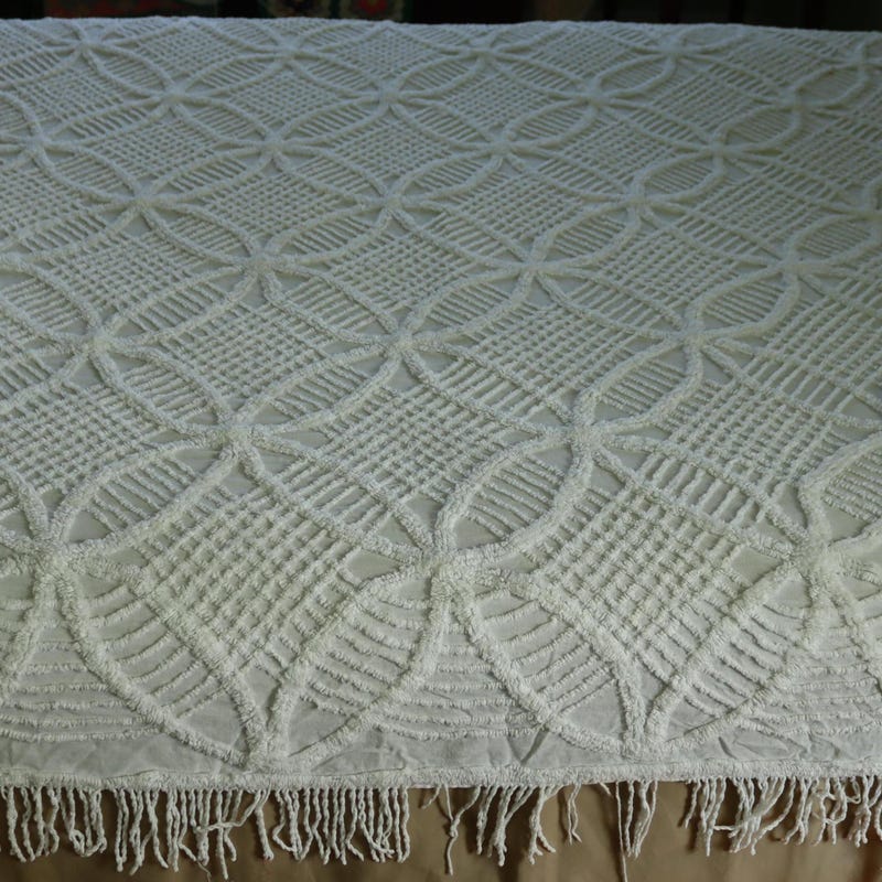 Candlewick Bedspread - Etsy UK