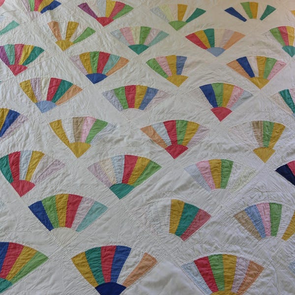 Vintage Fan Quilt - Etsy