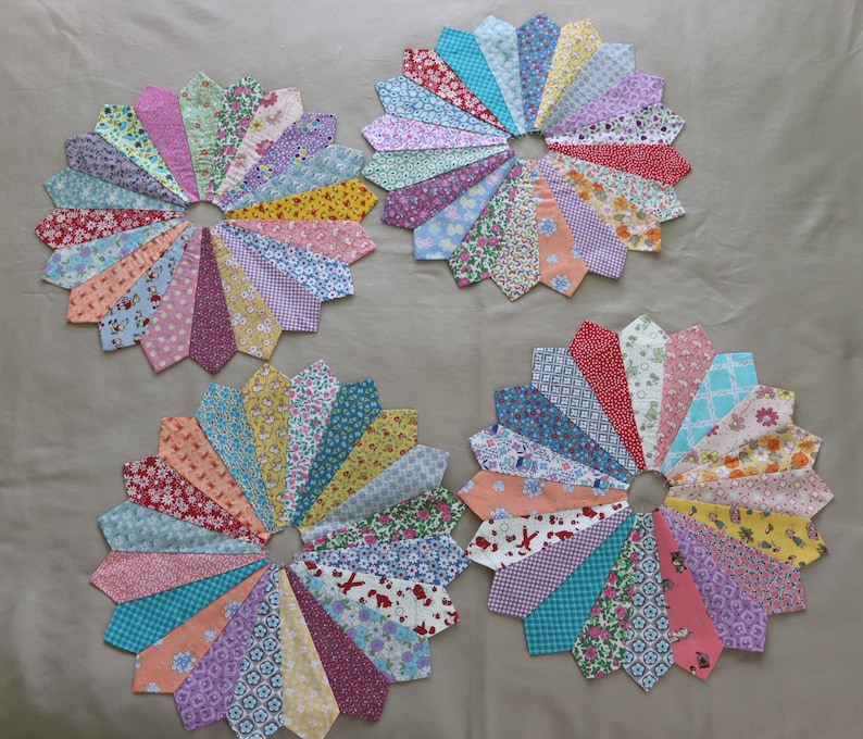 Dresden Plate Quilt Block in 1930’s Reproduction and Small Prints ...