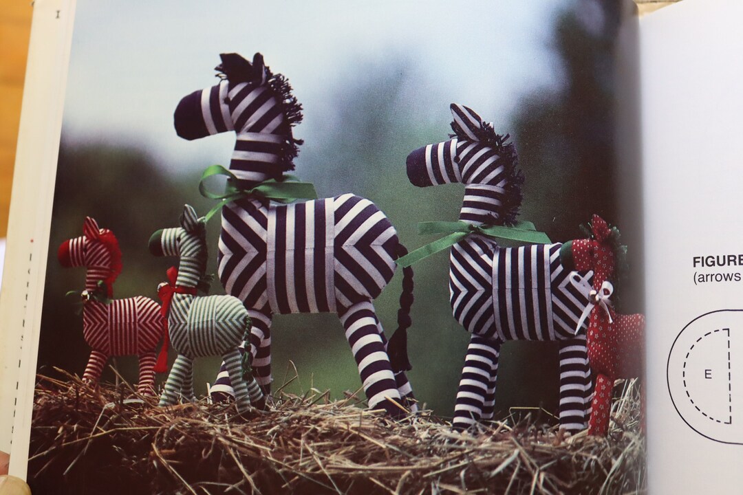 1980s Scrap Saver's Project Book - Scrap Saver's Gift Stitchery - Cute ...