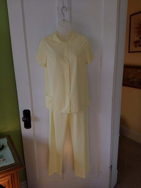 Pale Yellow Vintage Pajama Set by Shadowline - Gem