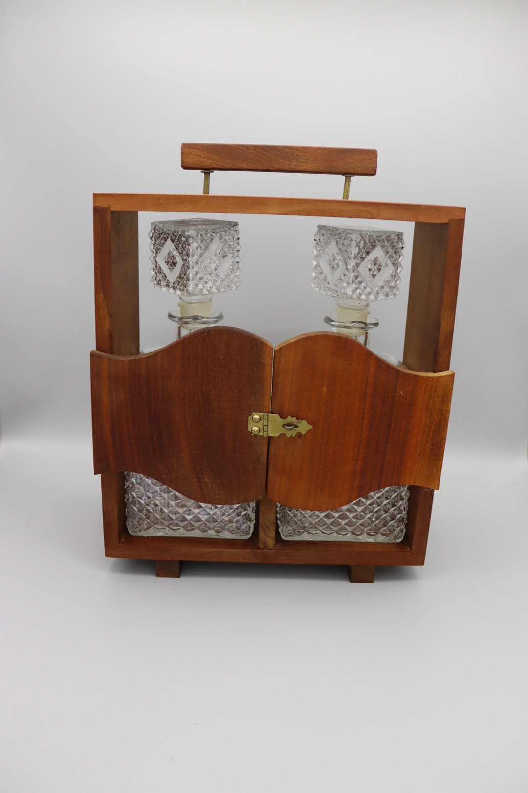 Mid-century Lockable Decanter Case With 2 Glass Decanter - Etsy