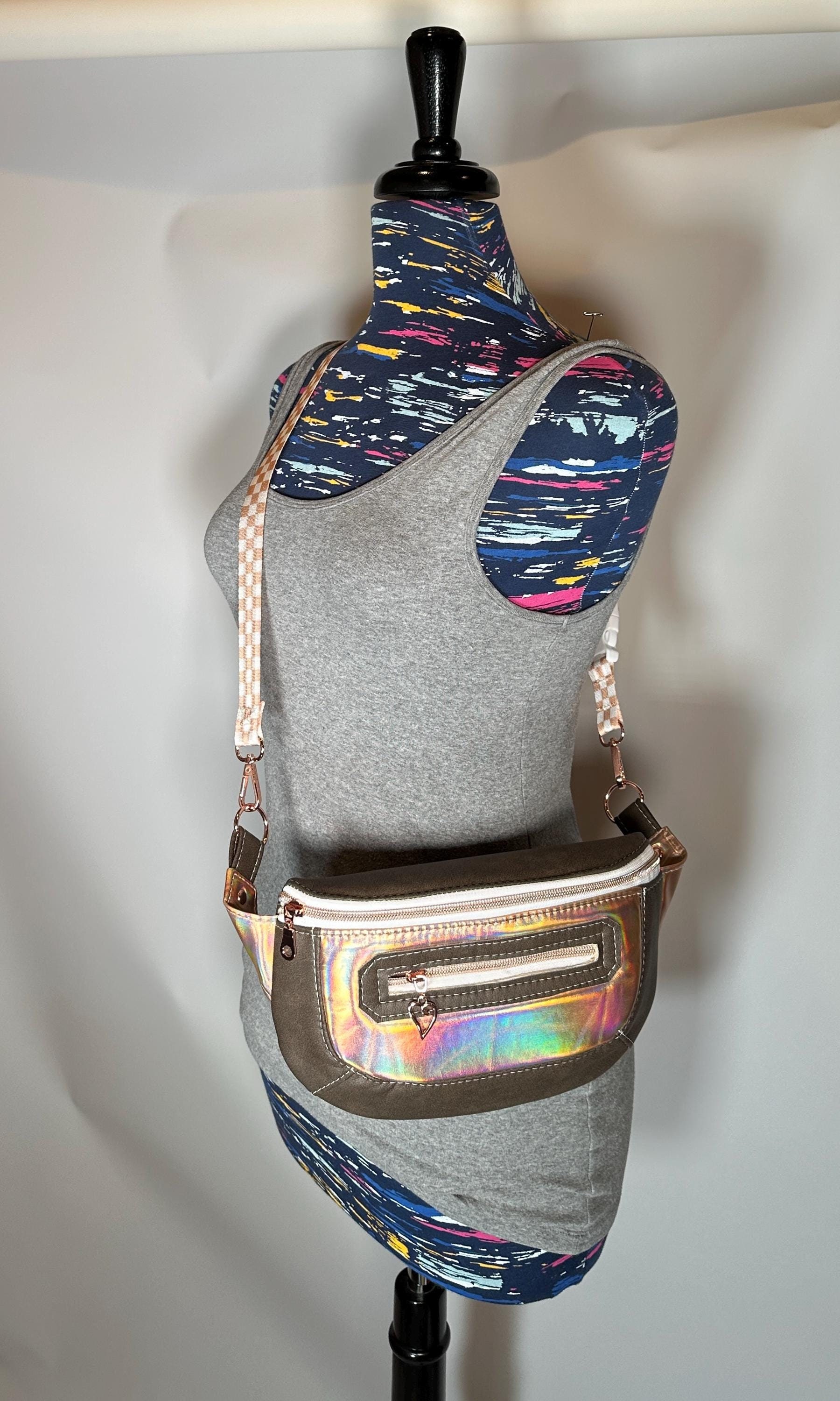 Clamshell Sling - Etsy