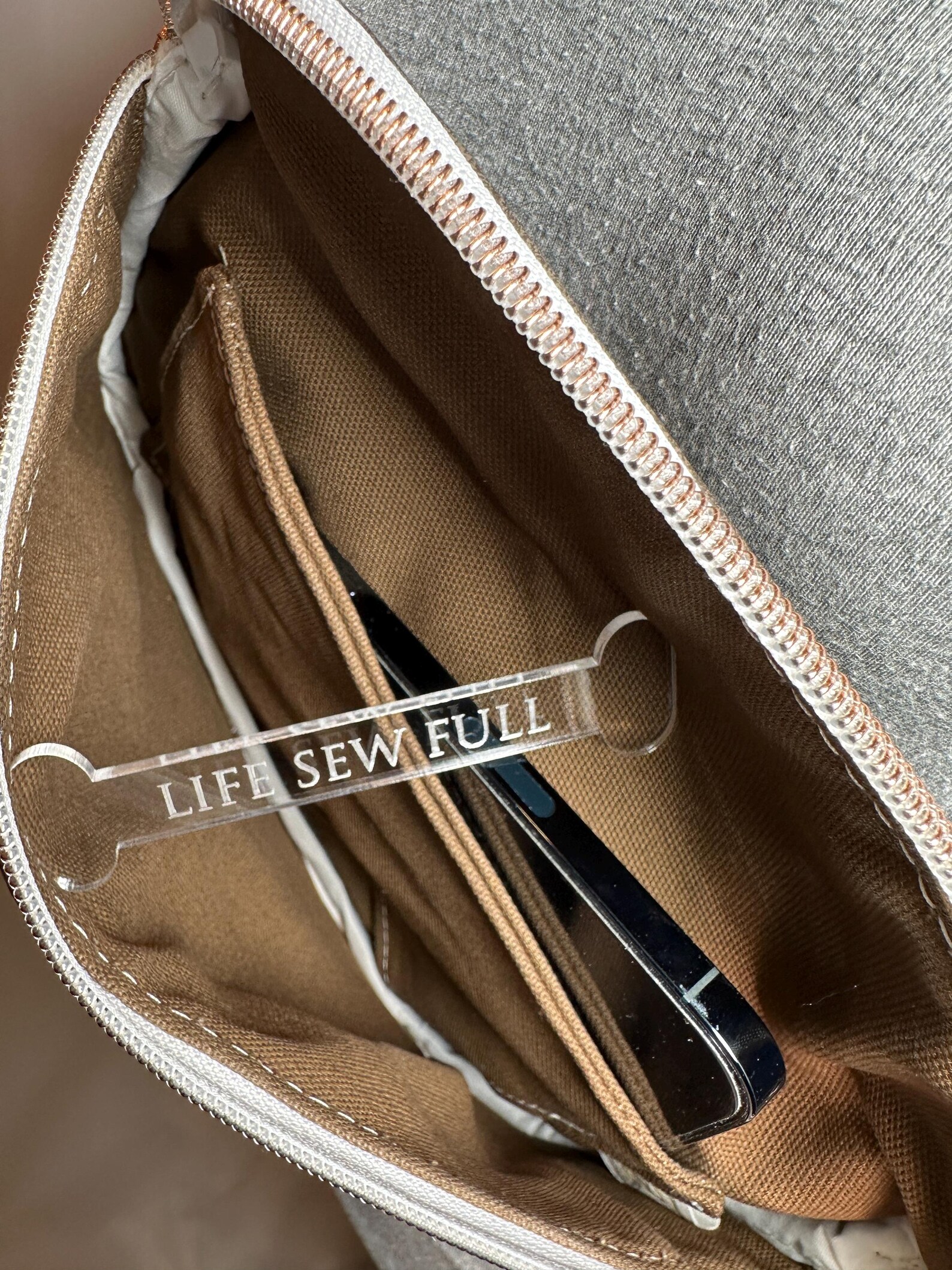 Clamshell Sling - Etsy