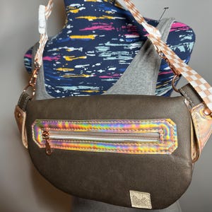 Clamshell Sling - Etsy