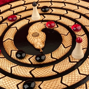 MEHEN Ancient Egyptian Game. Wood and Glass Traditional - Etsy