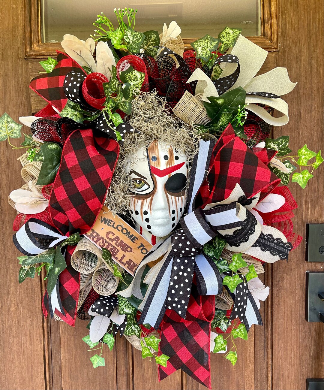 Creepy Mannequin Head Wreath: Horror Halloween Front Door Decor - Etsy