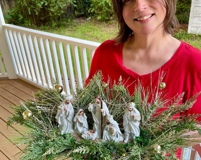 Nativity Centerpiece, Holy Family Centerpiece, Christmas Decor, Elegant ...