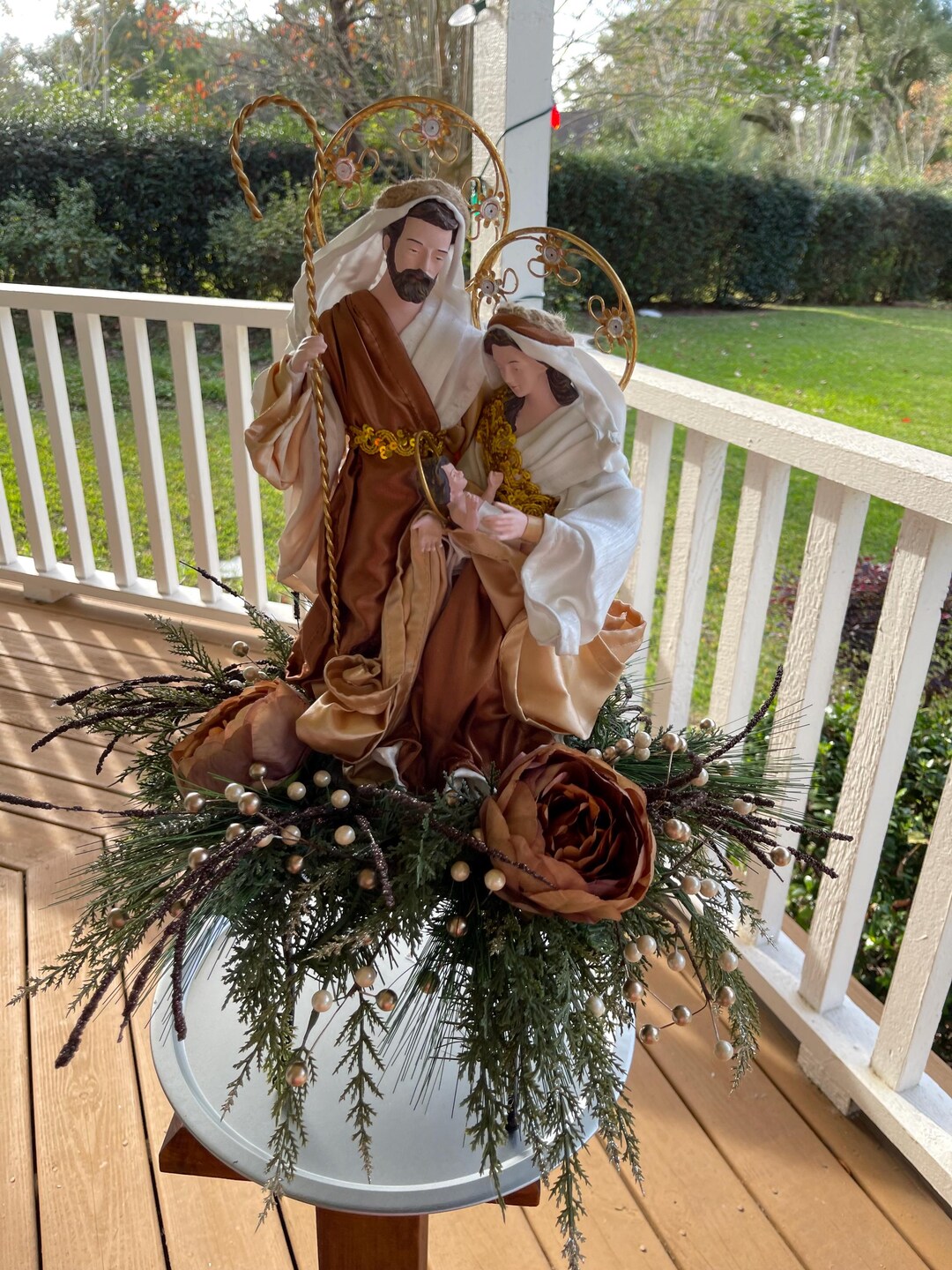 Nativity Centerpiece, Holy Family Centerpiece, Christmas Decor, Elegant ...