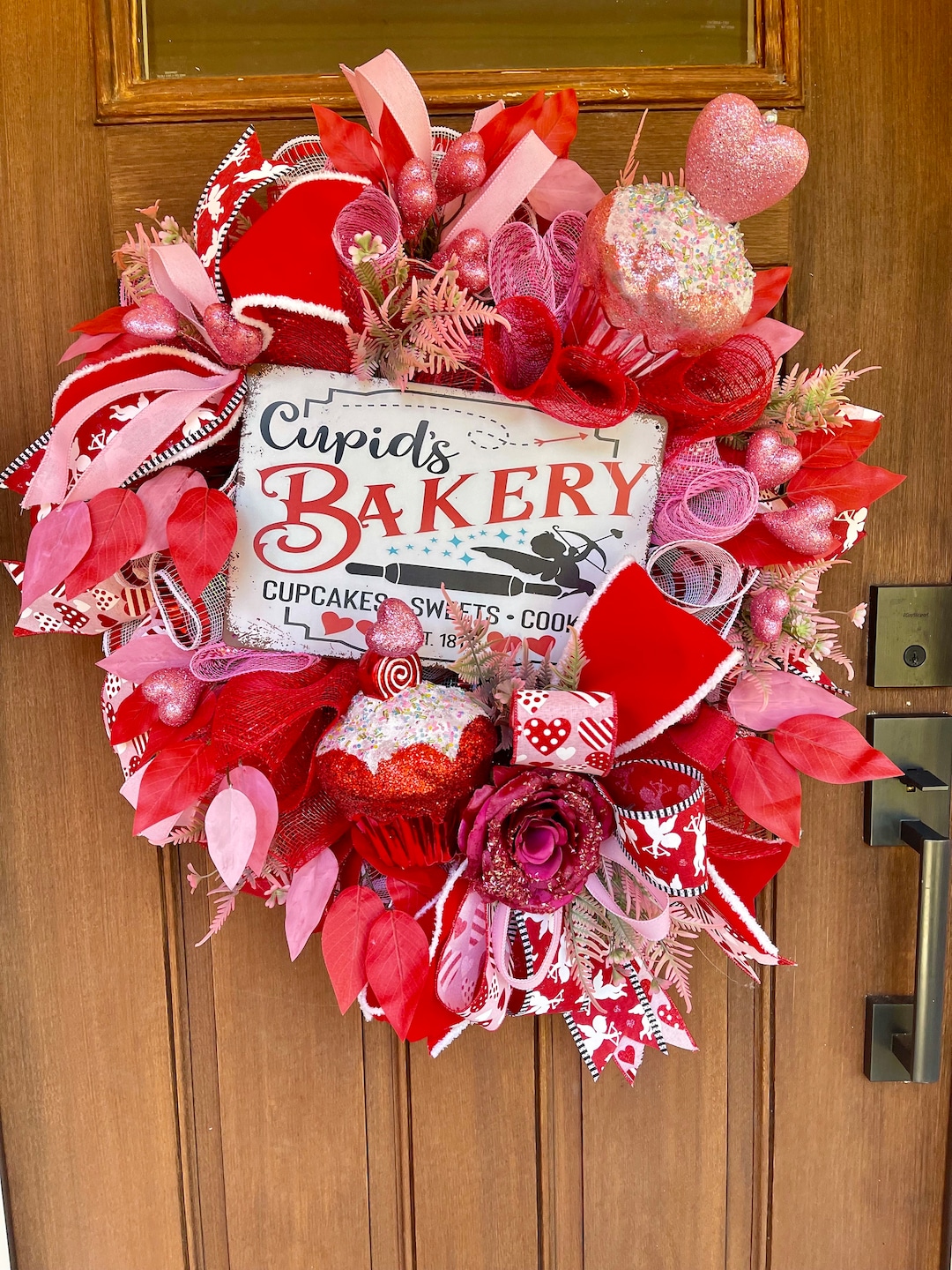 Cupid's Bakery Valentine Wreath: Sweets & Hearts Decor - Etsy