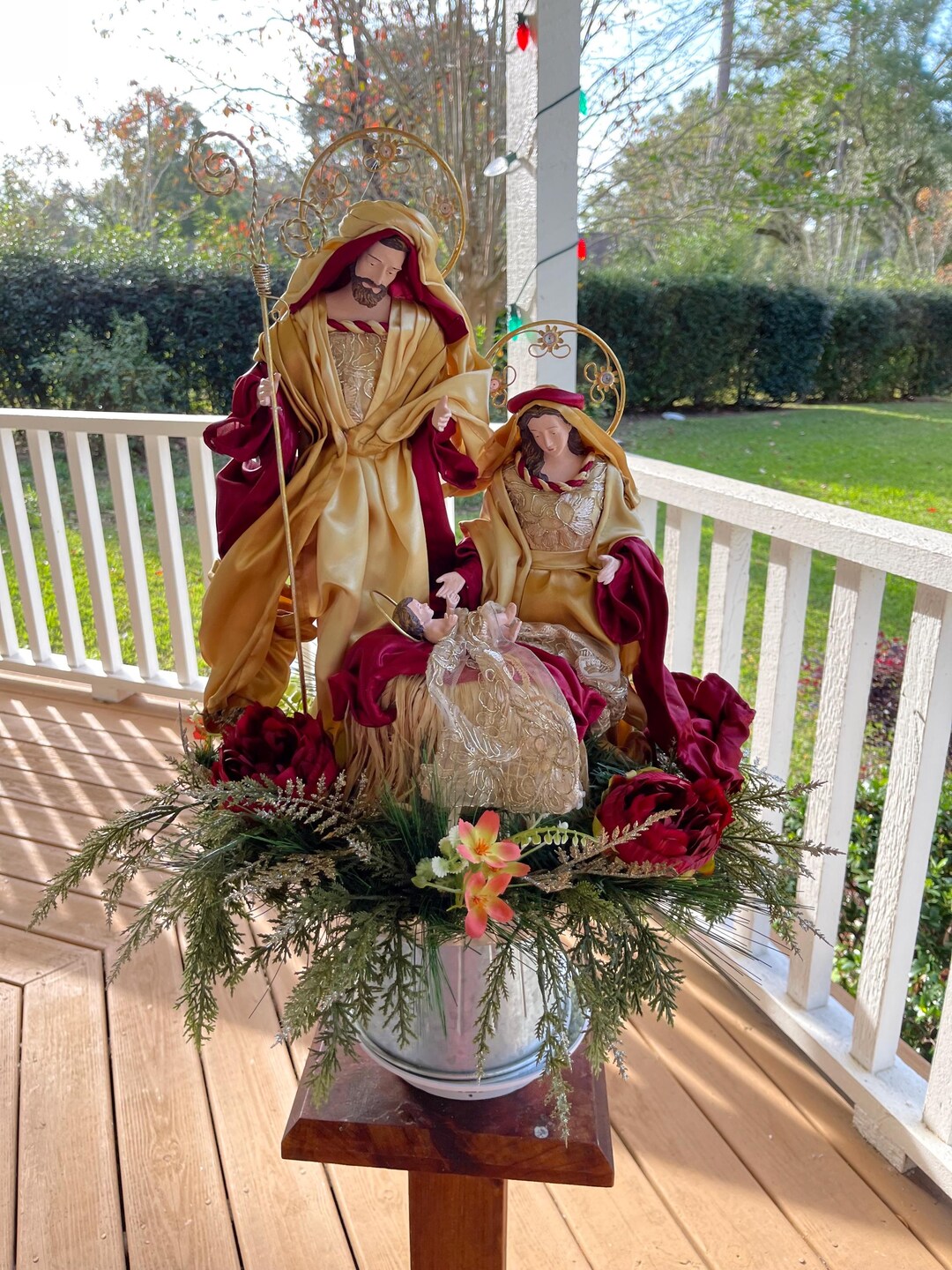 Nativity Centerpiece, Holy Family Centerpiece, Christmas Decor, Elegant ...