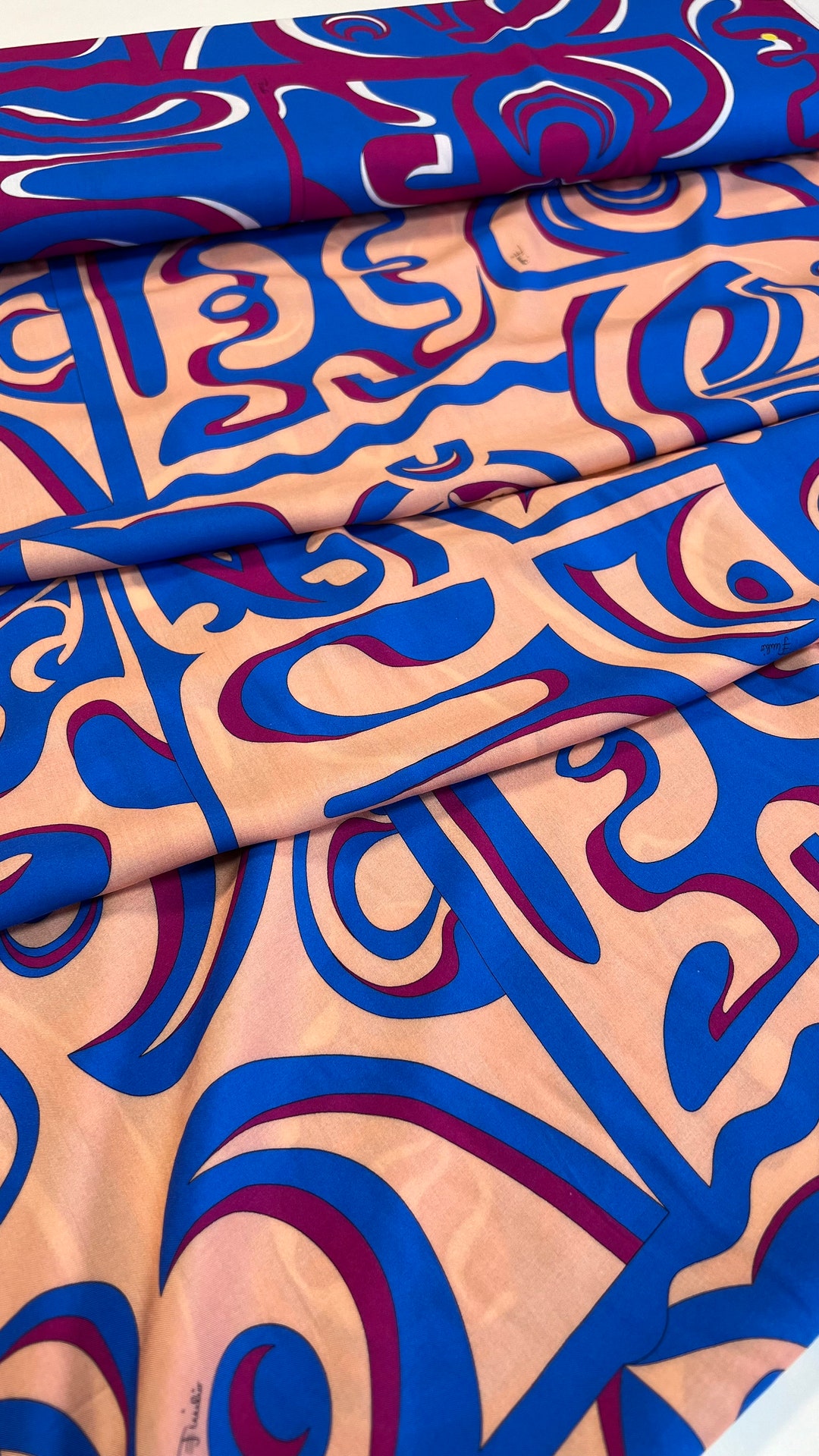 Italian Designer Viscose Fabric, Designer Print, Famous Designer Fabric ...