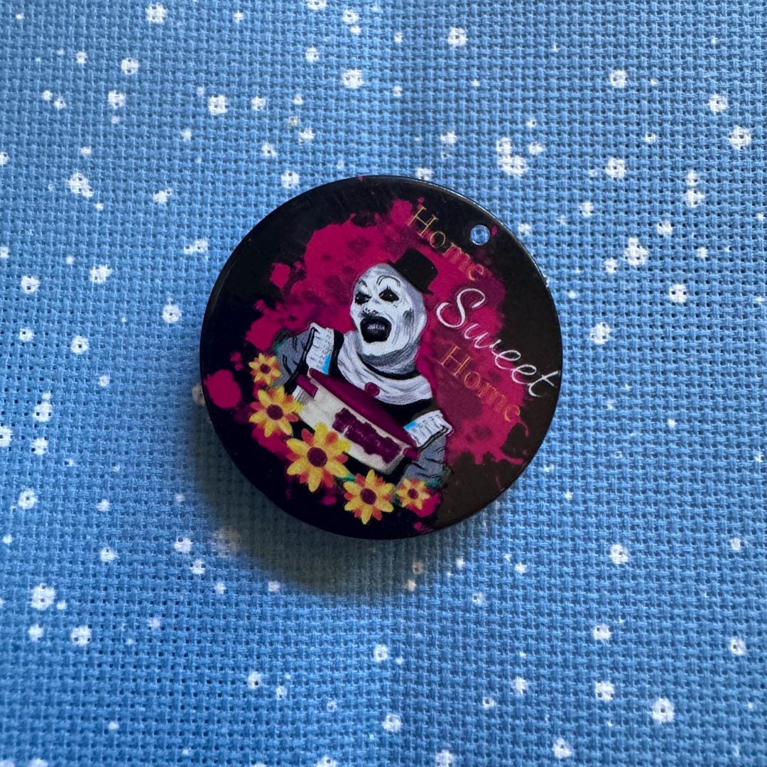 Horror Needleminder, Terrified Needle Minder, Spooky Needleminder ...