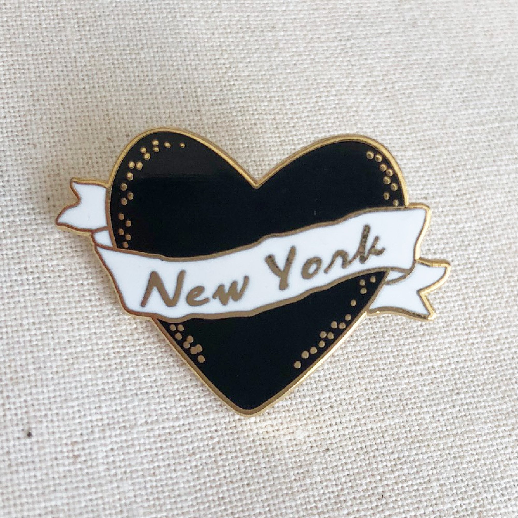 New York Heart Enamel Pin New York Pin Enamel Pin NYC - Etsy España