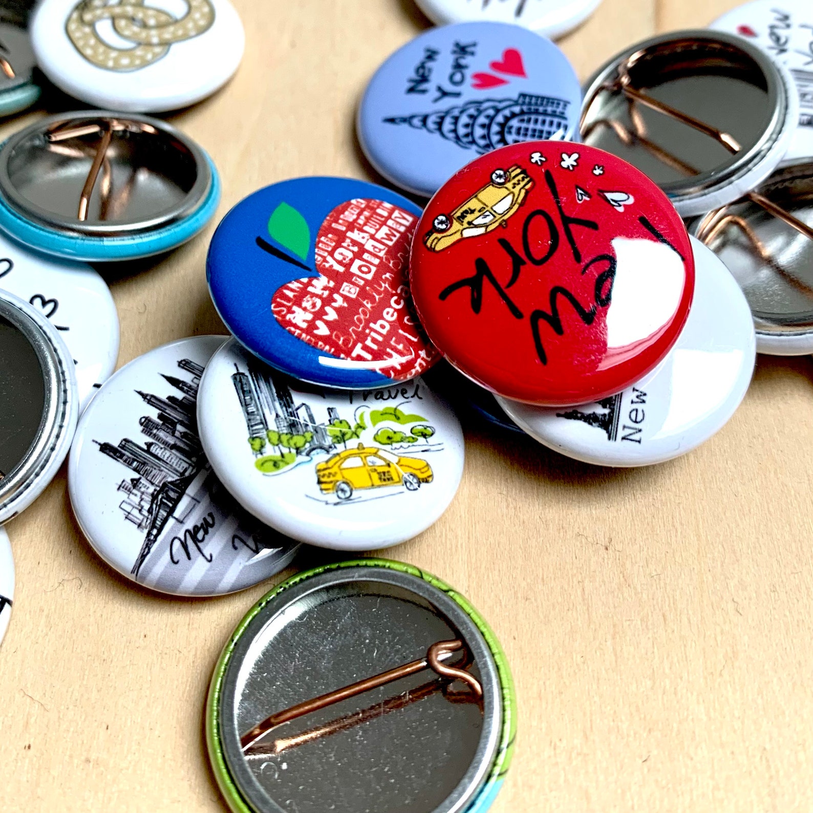 New York Mini Buttons | New York Pin-back Button | New York Souvenirs ...