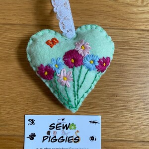 Hand Embroidered Felt Hearts - Lots of Variations to Choose From! - Etsy