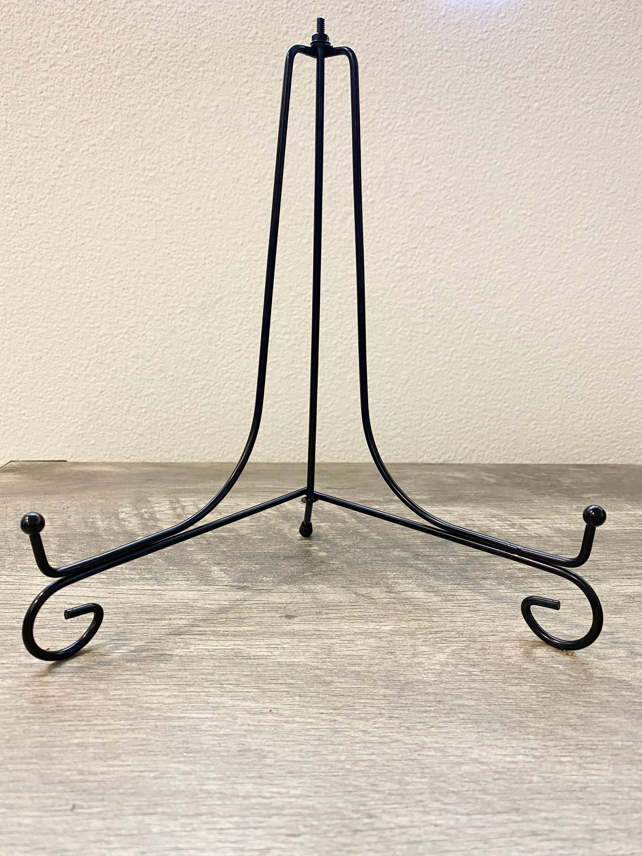 Mr. & Mrs. Custom Rustic Wooden Plate Decor Engagement Gift - Etsy