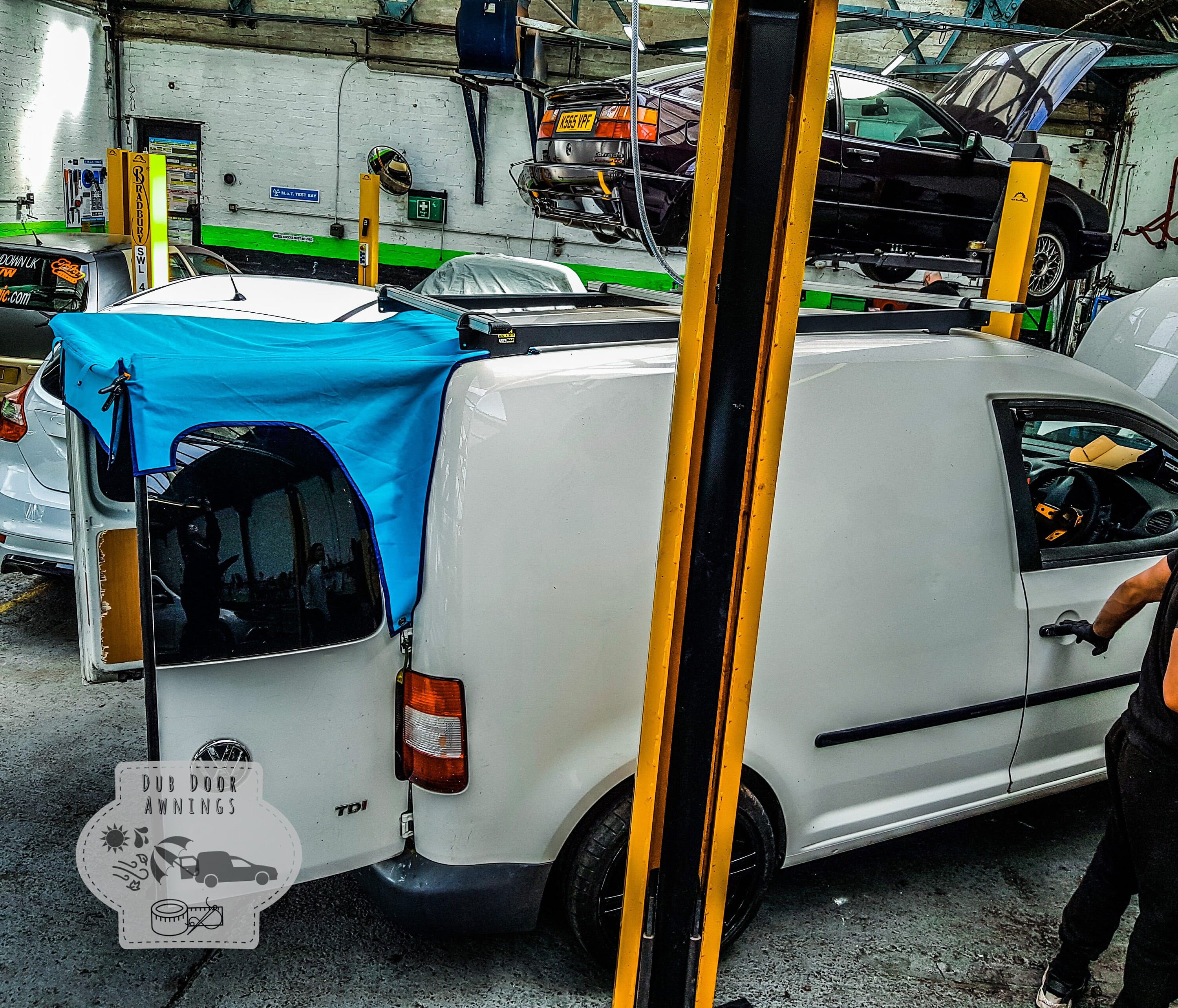 CUSTOM VW MK3 Caddy Campervan Scheune Türstau - Etsy.de