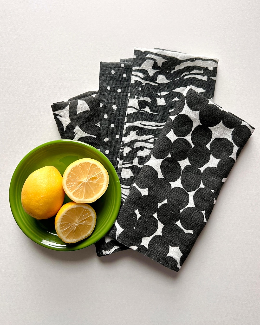 Modern Abstract Black and White Linen Dinner Napkins, Scandi Decor ...