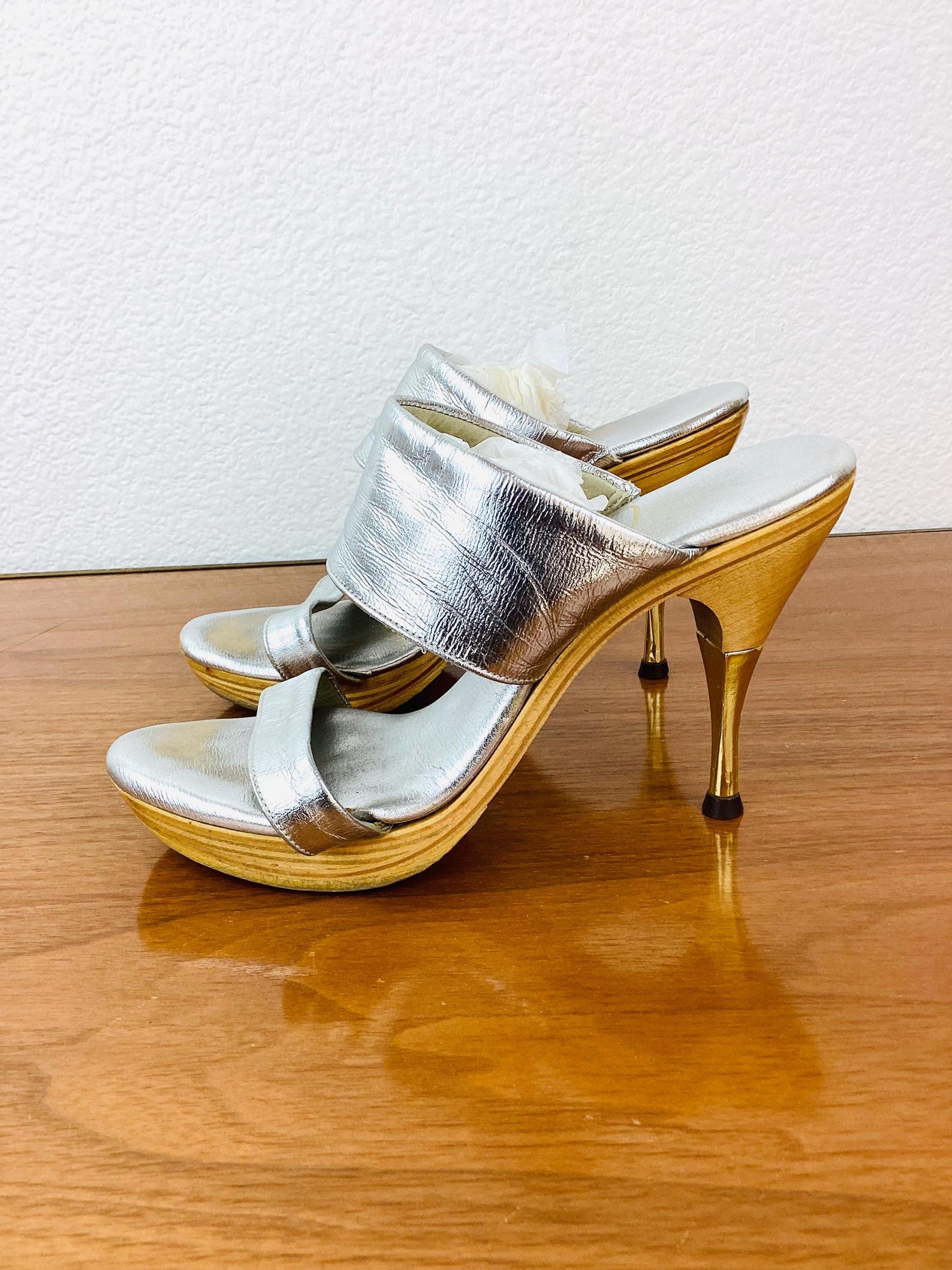 Vintage 1980s 50s Style SILVER METALLIC Lame LEATHER Plywood Platform ...