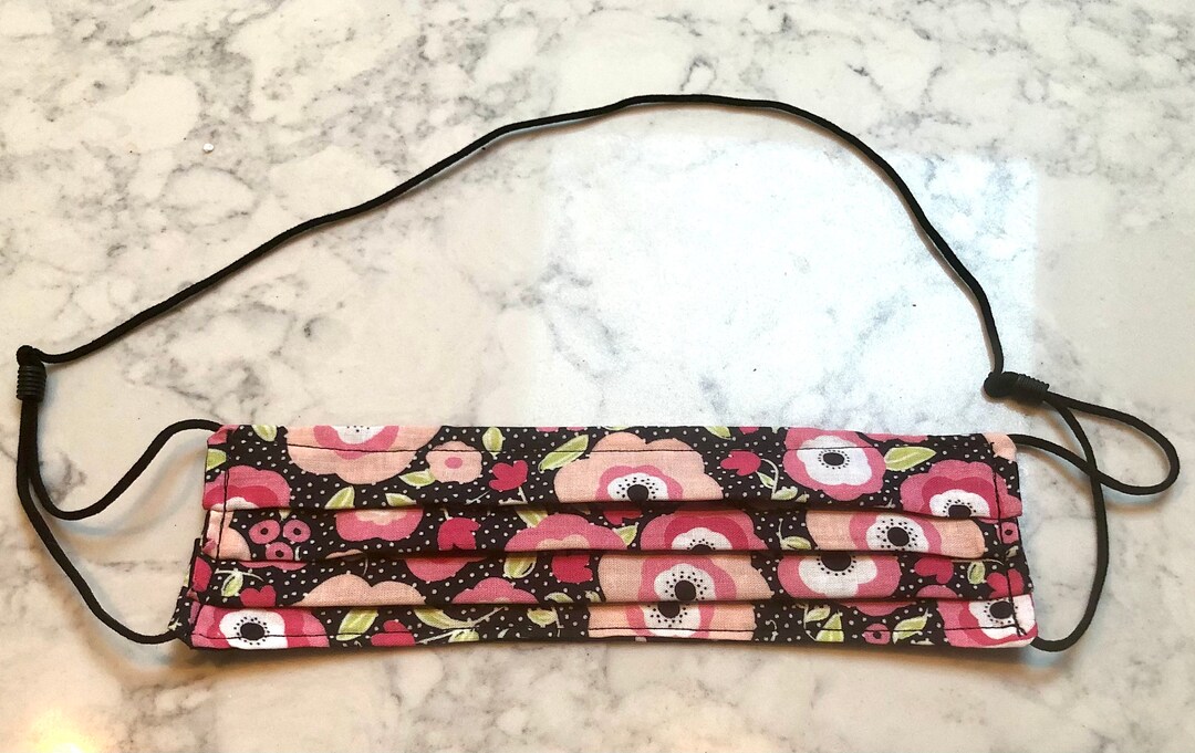 Face Mask With Elastic Neck Strap, Adjustable Elastic Ear Loops, and ...