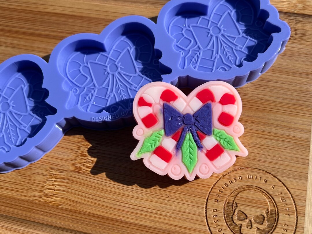 Candy Cane Wax Melt Silicone Mold for Wax. Wreath Wax Melt Silicone ...