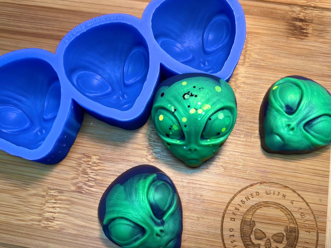3D Alien Head Silicone Mold for Wax. Alien Wax Melt Silicone Mould. - Etsy