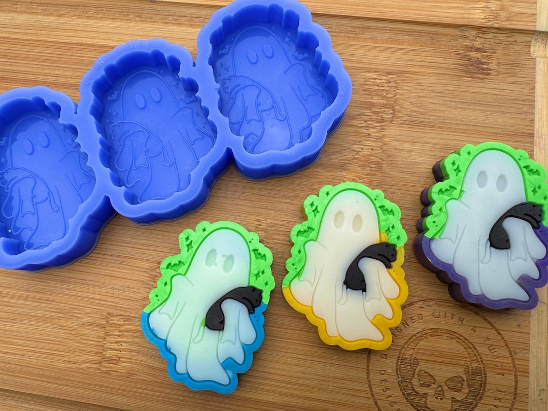 Ghost Hugging Cat Silicone Mould for Wax, Resin, Clay, Fondant ...