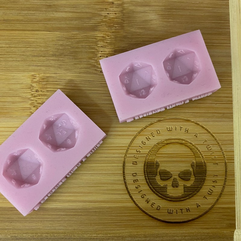 D20 Mold - Etsy