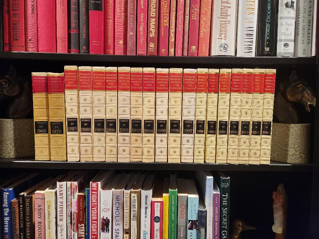 Vintage Funk and Wagnall's Standard Reference Encyclopedia Yearbook ...