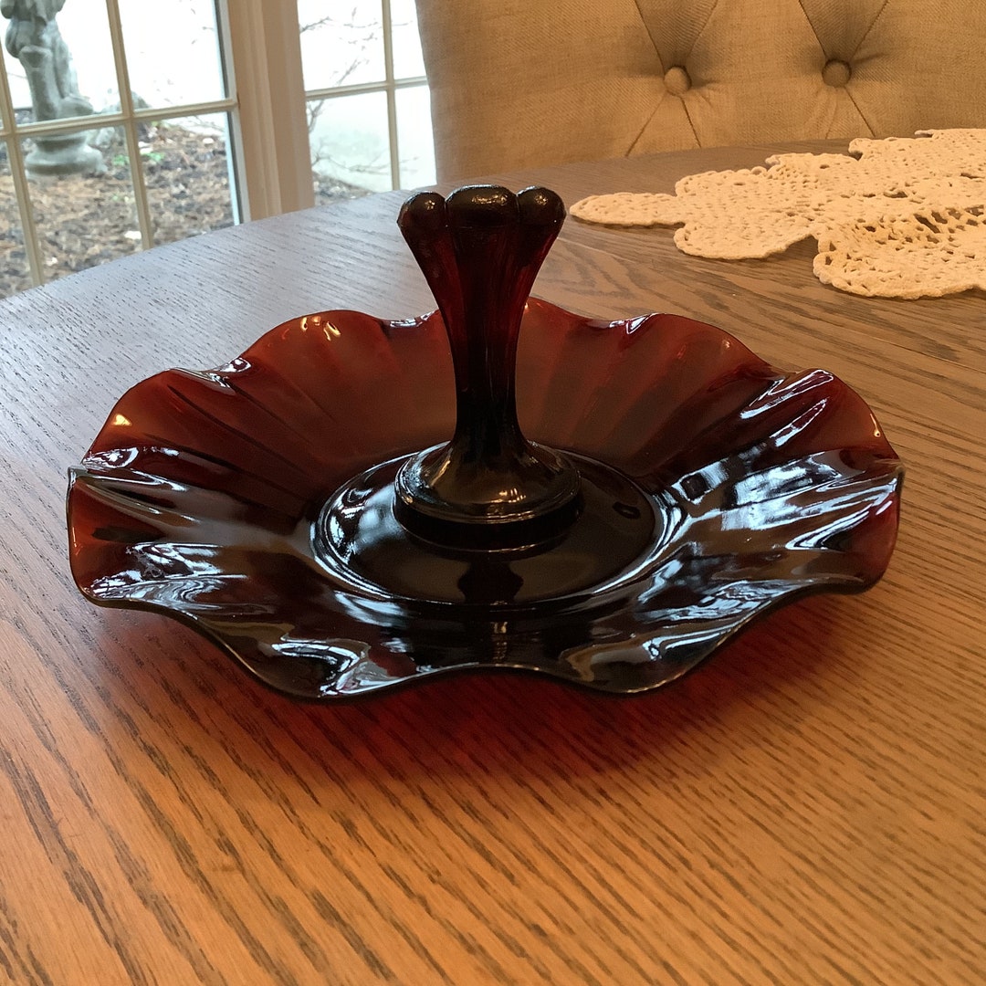Beautiful Vintage Ruby Red Candy/nut Dish With Center Handle, Vintage ...