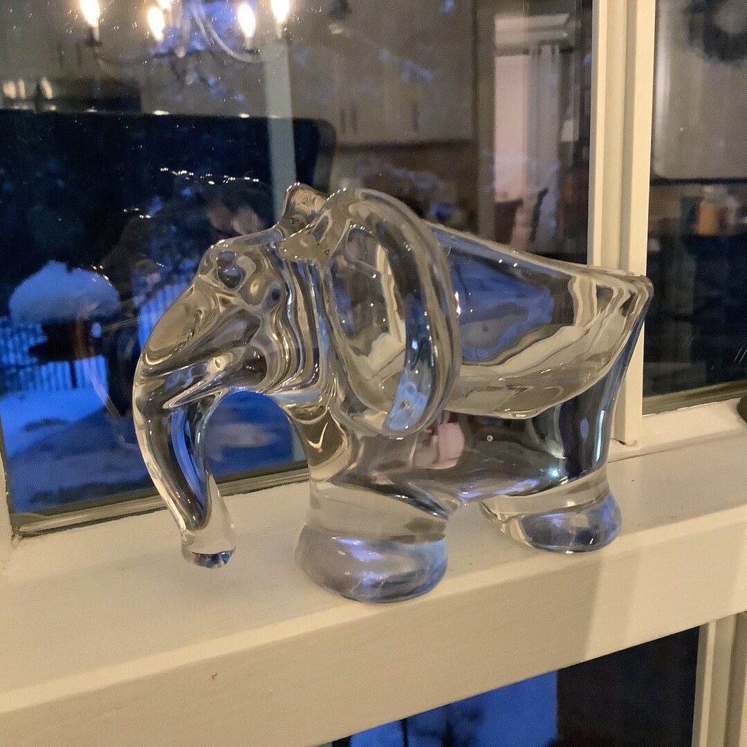 Vintage Crystal Elephant Ashtray, Crystal Elephant by Art Vannes France ...