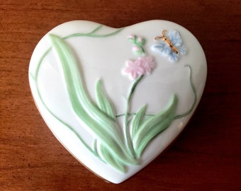 Lenox Heart Necklace - Etsy