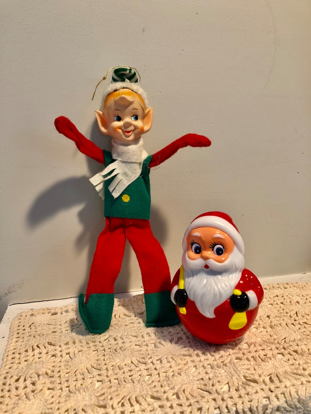 Vintage Christmas Elf, Vintage Plastic Santa,10“ Felt Bendable Elf Made ...