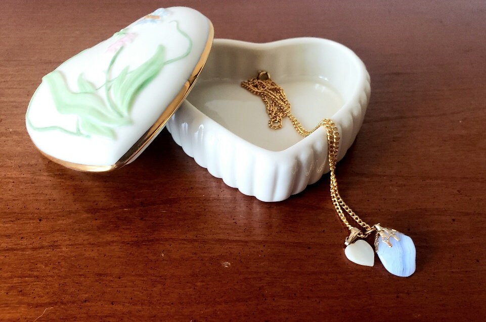 Lenox Heart Trinket Box W/heart Necklace, Lenox Heart Shaped Jewelry ...