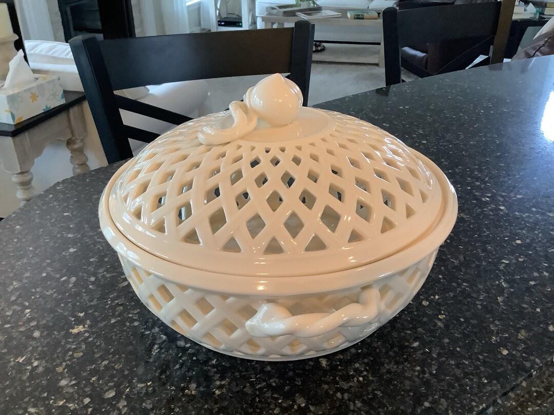 Lidded Ceramic Bread Dish, Anne Nichols Large Ceramic Dish With Lid ...